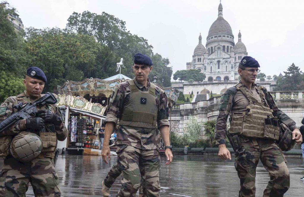 Interview de Christophe ABAD, Gouverneur militaire de Paris (GMP ...