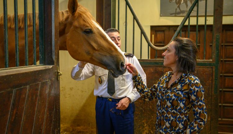 Interview du général Charles-Antoine THOMAS, commandant la Garde ...