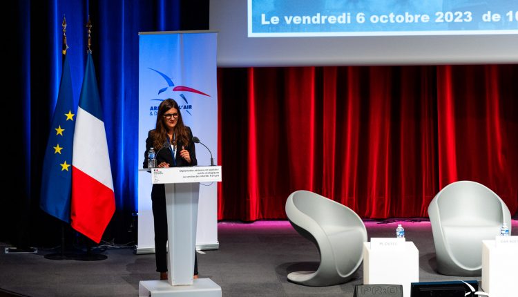 Conférence de l’armée de l’Air et de l’Espace : diplomaties aérienne et ...